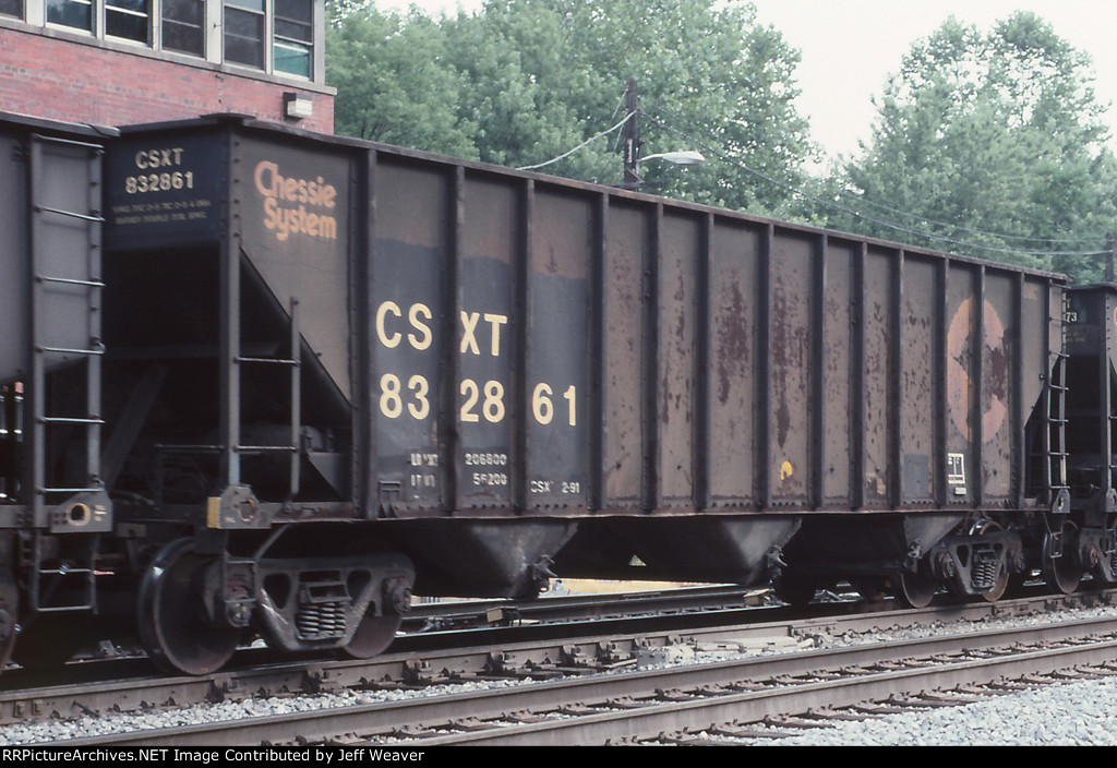 CSXT 832861